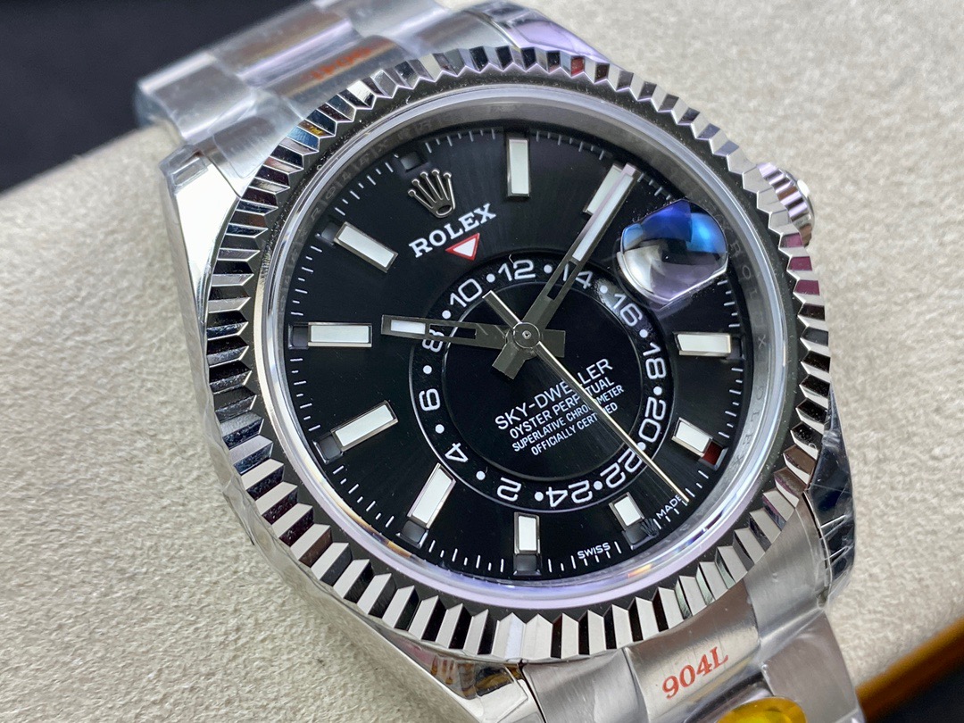 Discovering the NOOB Factory Rolex Sky-Dweller 326934: A Marvel of ...