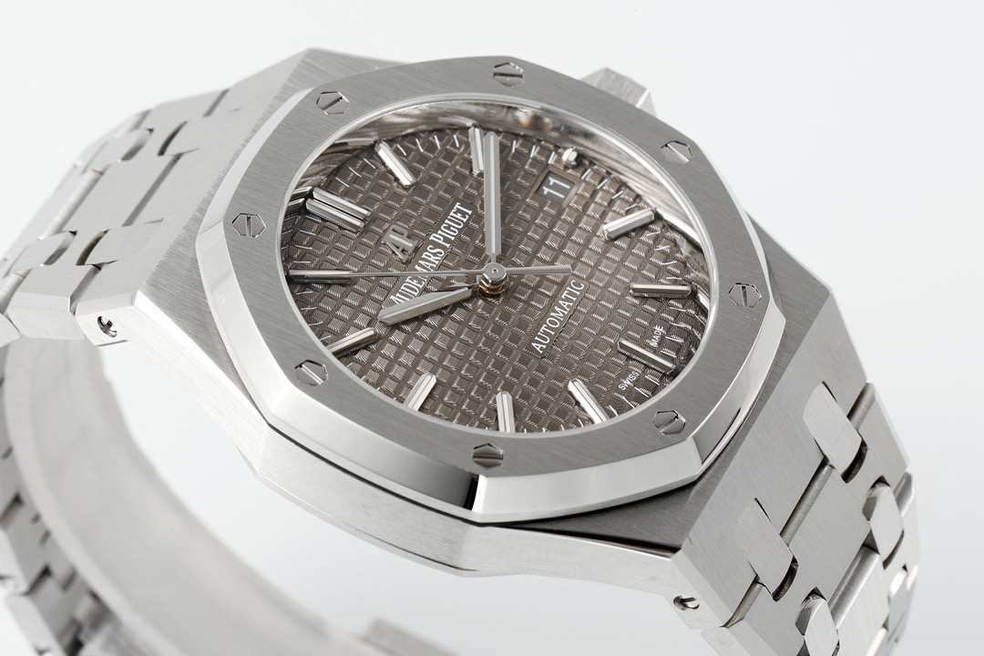 ZF Latest Masterpiece: The AP Royal Oak 15450ST 37mm Grey Dial Replica ...
