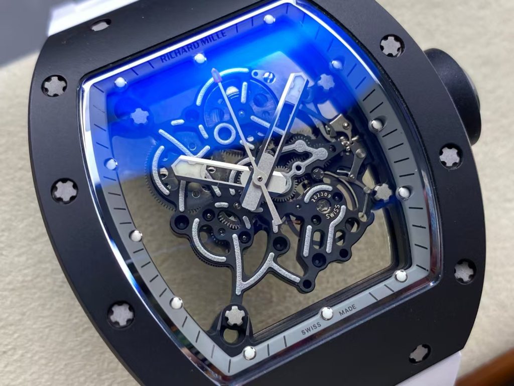 Inside the Movement: What Makes a Noob Factory Super Clone Rolex Tick ...